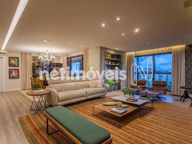 Vazado 4 vagas de garagem reformado Sublime Mirante Residence