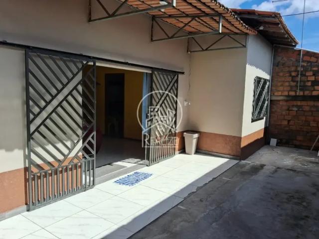 Vemdo linda casa beija flor marituba
