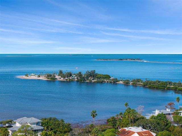 Ventnor Ave, Tarpon Springs, FL 34689 | MLS #TB8465 | Compass