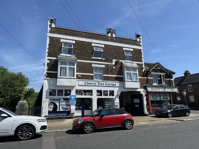 Ventnor House, Dover CT16, 2 bed flat to rent, £850 pcm | PrimeLocation