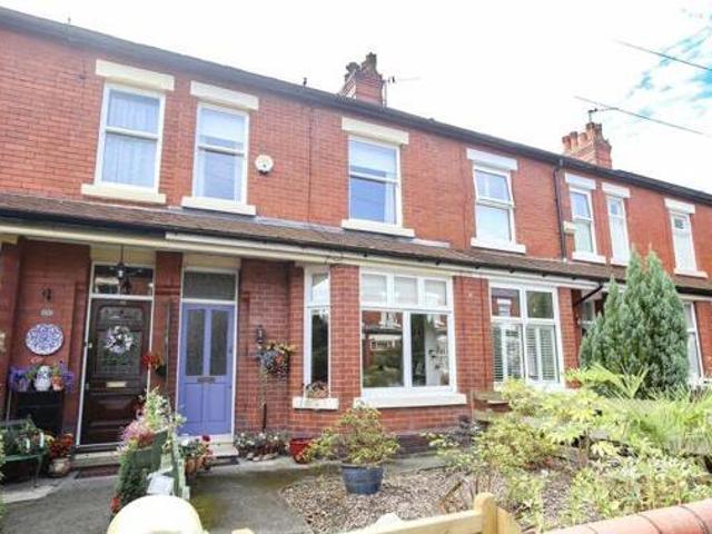 Ventnor Road, Heaton Moor, 2 Bedroom Terraced