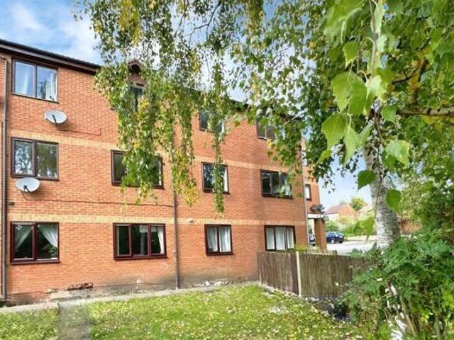 Ventnor Terrace, Newport Road, 2 Bedroom Flat