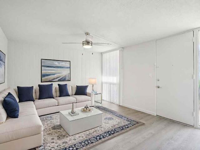 Venture on Maryland 1 Bedroom Apartment for Rent at 749 E Maryland Ave, Phoenix, AZ 85014