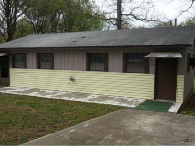 Venture Rental Properties 2 Bedroom Apartment for Rent at 2417 E Ozark Ave, Gastonia, NC 28054