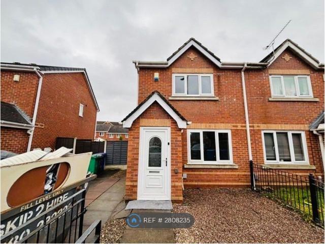 Venture Scout Way, Manchester M8, 2 bed semi detached house to rent, £1,350 pcm | PrimeLocation