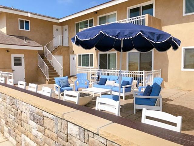 Venco Beach Apartments 2 Beds 1 Bath COURTYARD VIEW Sand and Sea