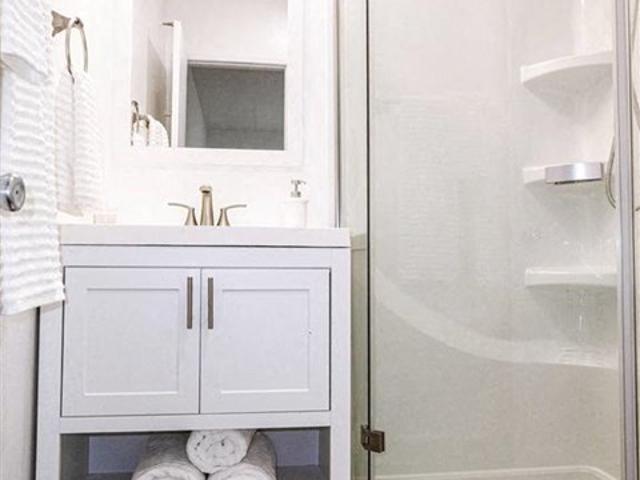 Venco Beach Apartments 3 Beds 2 Baths 5151 Neptune Square