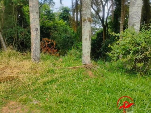 VENDA TERRENO NO INGAÍ, ALDEIA DA SERRA
