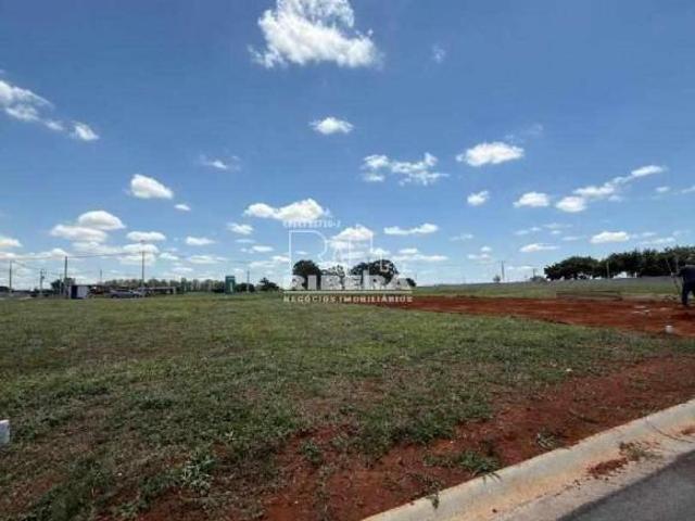 VENDA TERRENO EM CONDOMÍNIO VILAGIO BRUNELLI / ARAÇOIABA DA SERRA/SP