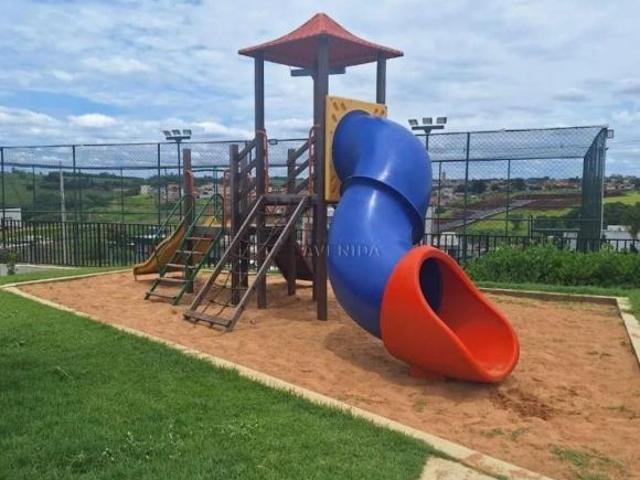 VENDA | Terreno, em Parque Tauá Araguari, Londrina