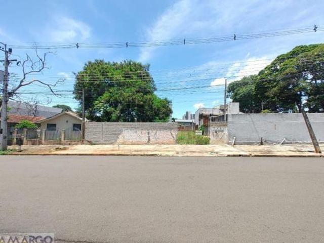 VENDA | Terreno, em Zona 08, Maringá