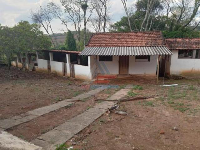 VENDA,TUIUTI, PASSA TRÊS, ASFALTO NA PORTA, CHÁCARA 6000m², COM CONSTRUÇÕES