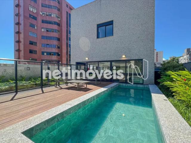 Apartamento 1 Quarto na Av. Do Contorno – Luxo e Conveniência
