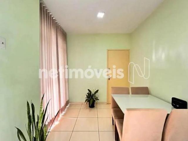 Apartamento 2 quartos e 01 vaga e elevador – Excelente localização