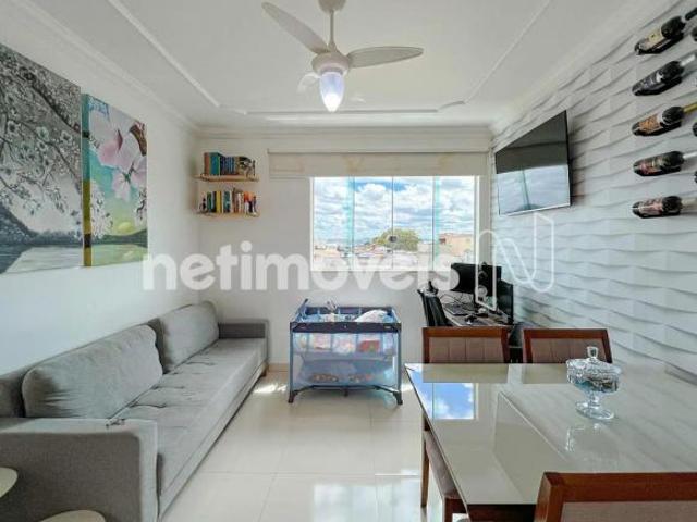 Apartamento de 2 quartos à venda no Piratininga!