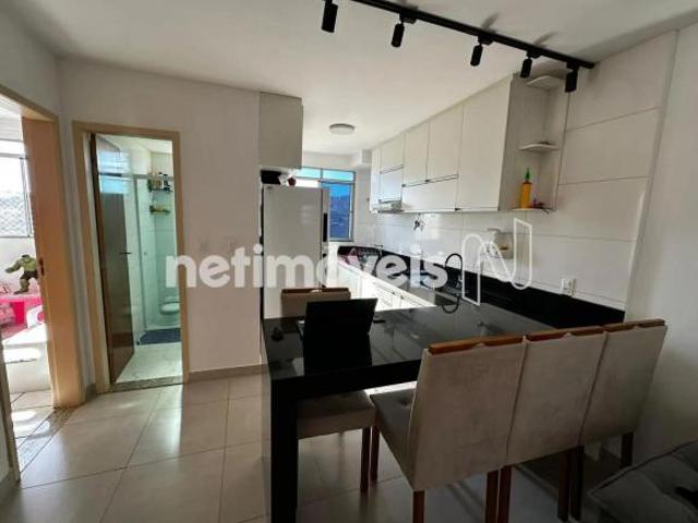 Apartamento no Vitória!