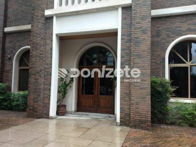 Venda: Apartamento amplo de 3 suítes com 4 vagas no Jardim, Santo André