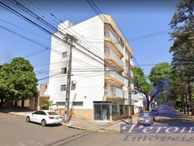 VENDA | Apartamento, com 3 dormitórios em Zona 06, Maringá