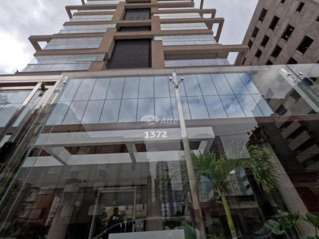 VENDA | Apartamento, com 3 dormitórios em Zona 07, Maringá