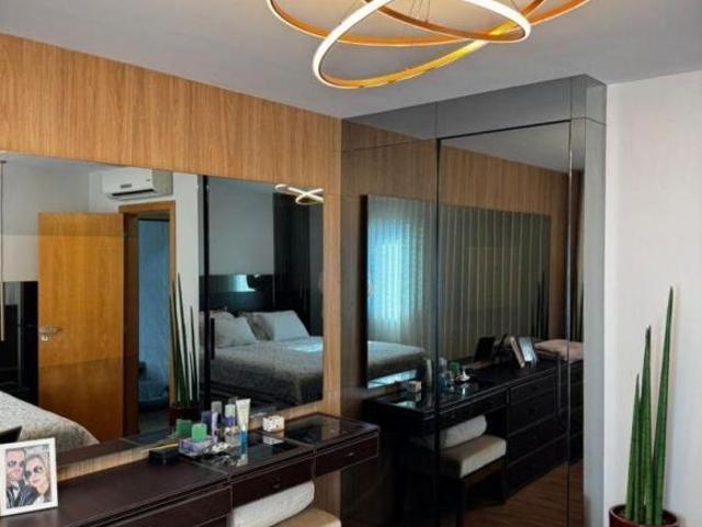 VENDA | Apartamento, com 3 dormitórios em Zona 07, Maringá