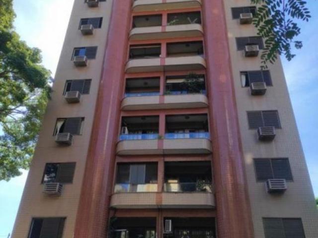 VENDA | Apartamento, com 3 dormitórios em ZONA 07, MARINGA