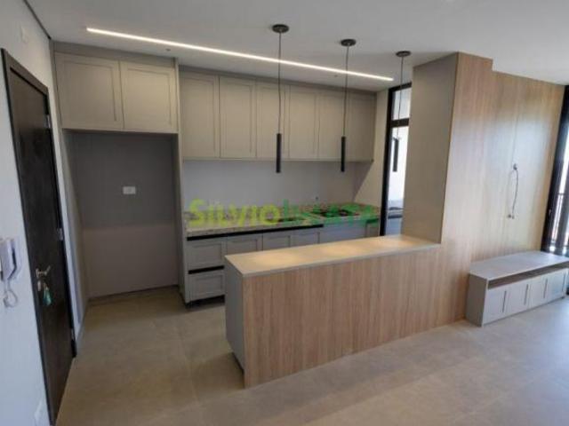 VENDA | Apartamento, com 3 dormitórios em Zona 07, Maringá