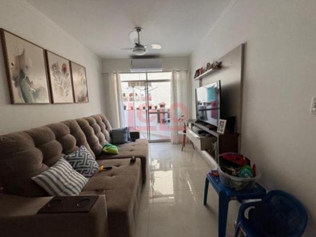 VENDA | Apartamento, com 3 dormitórios em ZONA 07, MARINGA