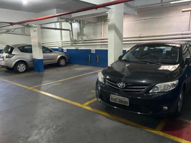 VENDA | Apartamento, com 3 dormitórios em Zona 07, Maringá