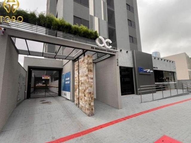 VENDA | Apartamento, com 3 dormitórios em Zona 07, Maringá