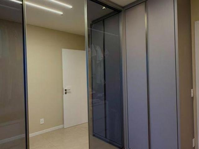 VENDA | Apartamento, com 3 dormitórios em Zona 08, Maringá