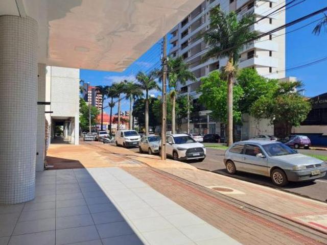 VENDA | Apartamento, com 3 dormitórios em Zona 01, Maringá