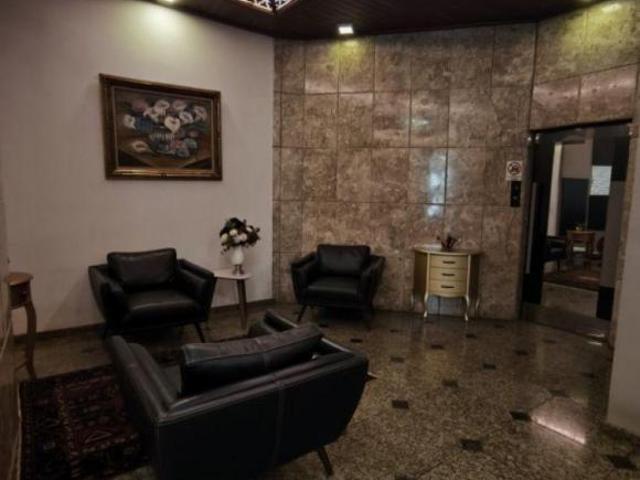 VENDA | Apartamento, com 3 dormitórios em ZONA 01, MARINGA