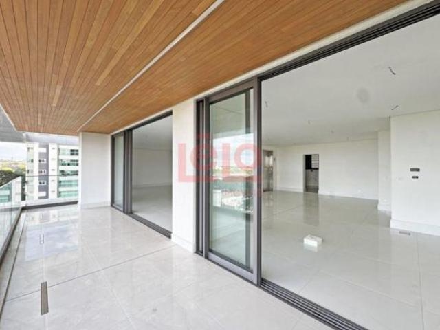 VENDA | Apartamento, com 3 dormitórios em ZONA 01, MARINGA
