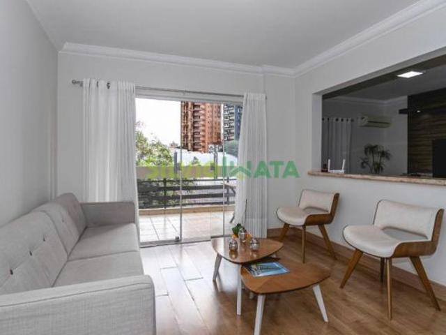 VENDA | Apartamento, com 3 dormitórios em Zona 01 Centro, Maringá