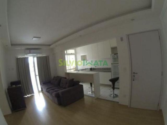 VENDA | Apartamento, com 3 dormitórios em Zona 02, Maringá