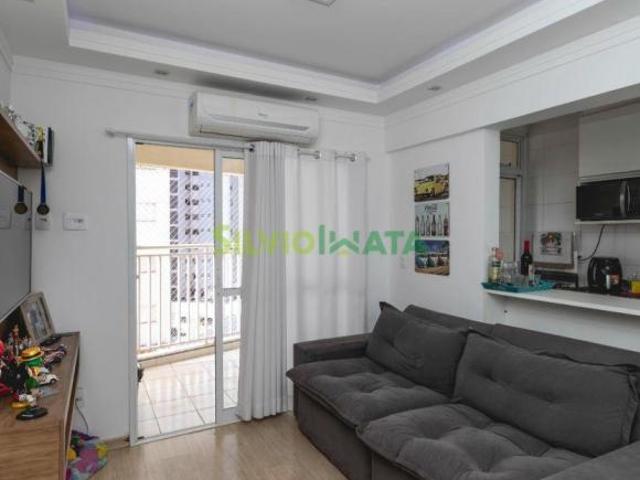 VENDA | Apartamento, com 3 dormitórios em Zona 02, Maringá
