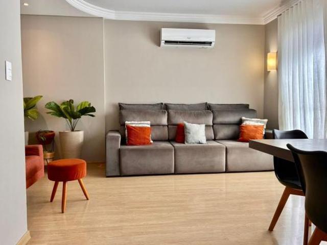 VENDA | Apartamento, com 3 dormitórios em Zona 02, Maringá