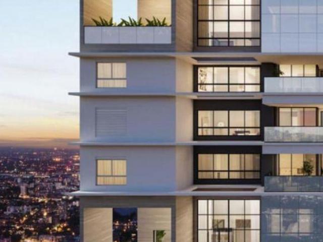 VENDA | Apartamento, com 3 dormitórios em Zona 03, Maringá