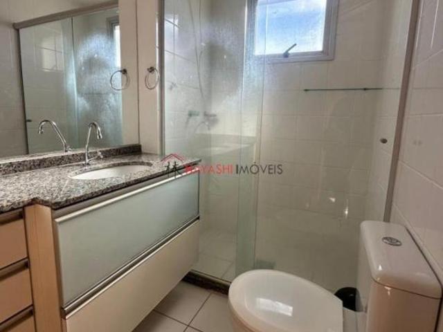VENDA | Apartamento, com 3 dormitórios em Zona 03, Maringá