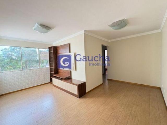 VENDA | Apartamento, com 3 dormitórios em Centro, Cascavel