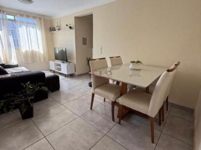 VENDA | Apartamento, com 3 dormitórios em JARDIM MONTE CARLO, MARINGA