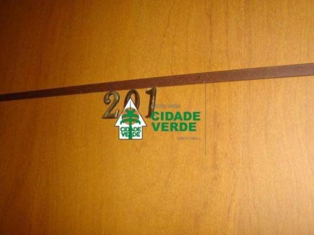 VENDA | Apartamento, com 3 dormitórios em Jardim Universitário, Maringá