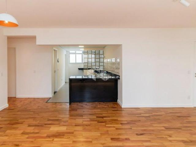 VENDA Apartamento com 129m² 3 dormitórios 1 suíte, 2 vagas em Higienópolis