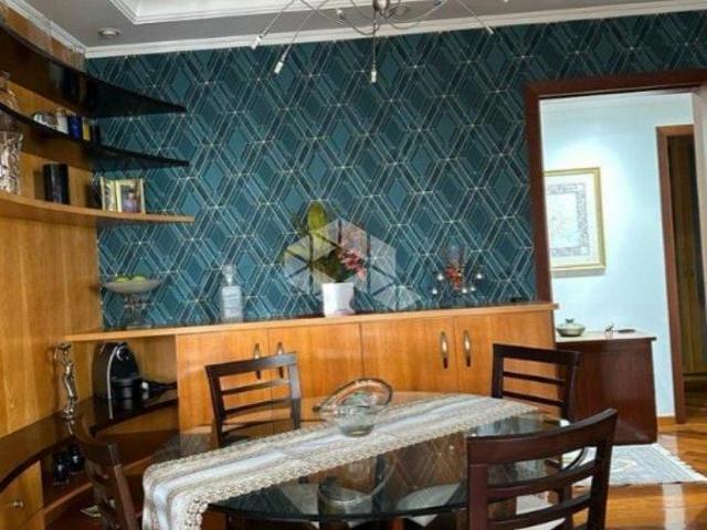 VENDA Apartamento com 154m², 3 suítes, 3 vagas + Depósito na Vila Mascote