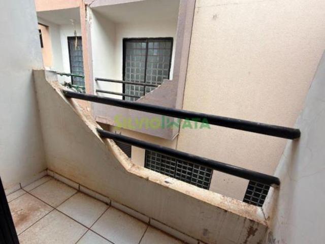 VENDA | Apartamento, com 1 dormitórios em Zona 08, Maringá
