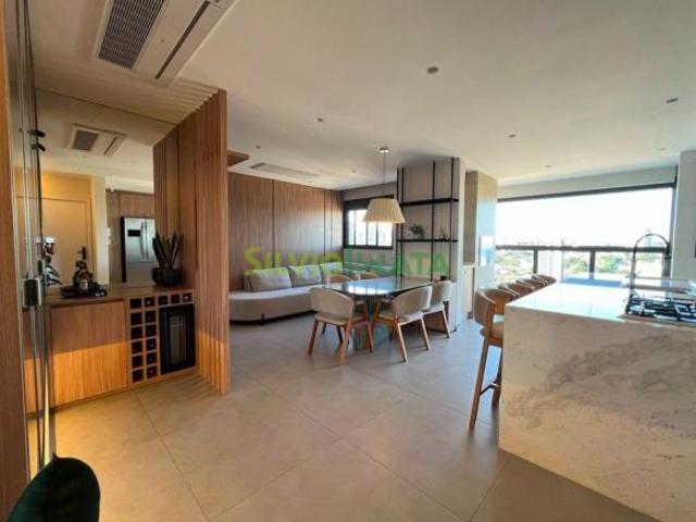 VENDA | Apartamento, com 2 dormitórios em Vila Bosque, Maringá