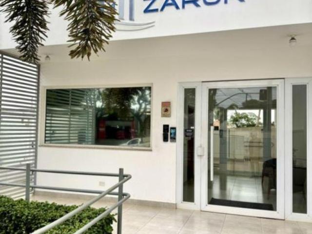 VENDA | Apartamento, com 2 dormitórios em VILA VARDELINA, MARINGA