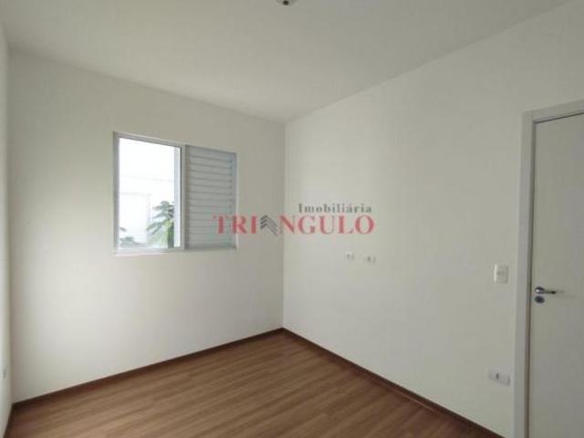 VENDA | Apartamento, com 2 dormitórios em ZONA V, UMUARAMA