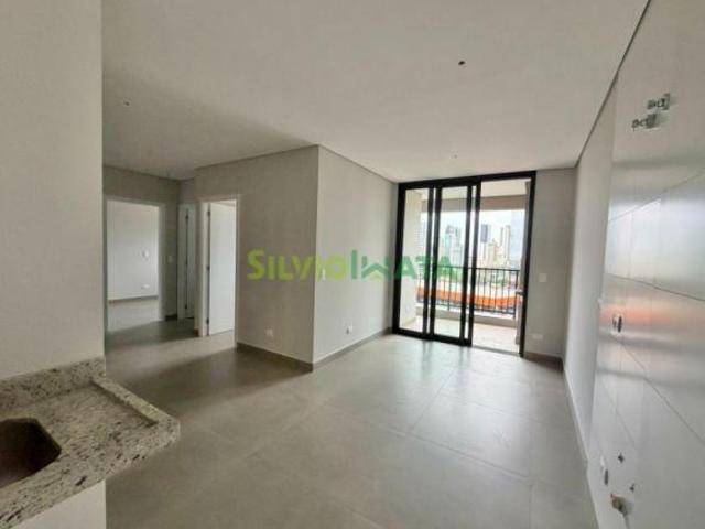VENDA | Apartamento, com 2 dormitórios em Zona 07, Maringá
