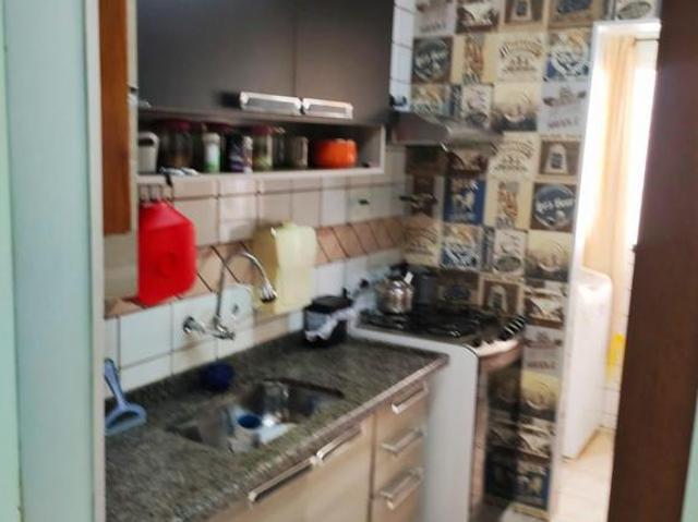 VENDA | Apartamento, com 2 dormitórios em Zona 07, Maringá